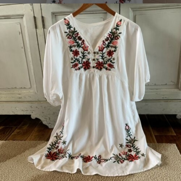 Dresses | White Embroidered Tunic Dress | Poshmark